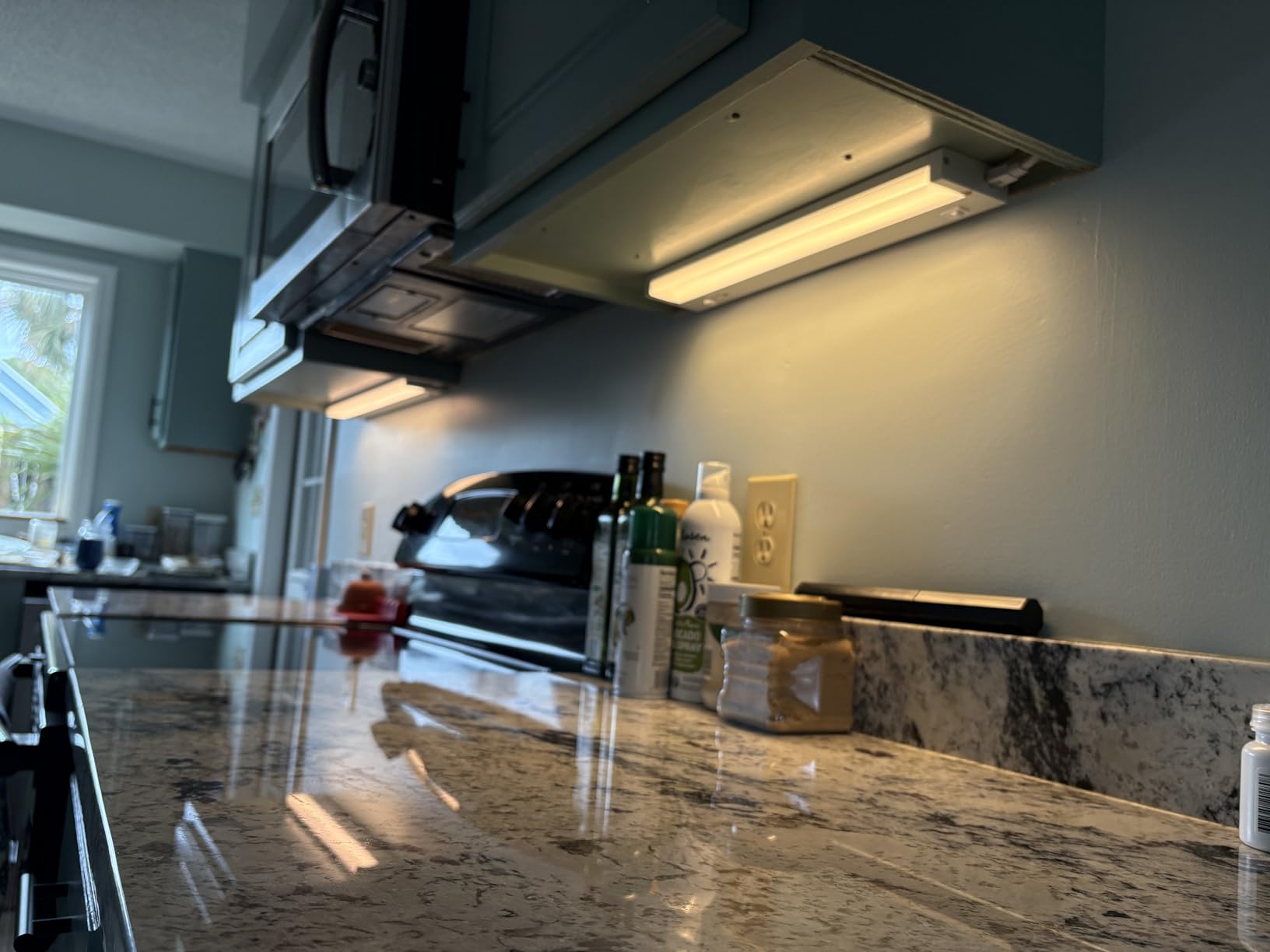 10 Best Under Cabinet Lights (June 2026) Tested & Reviewed